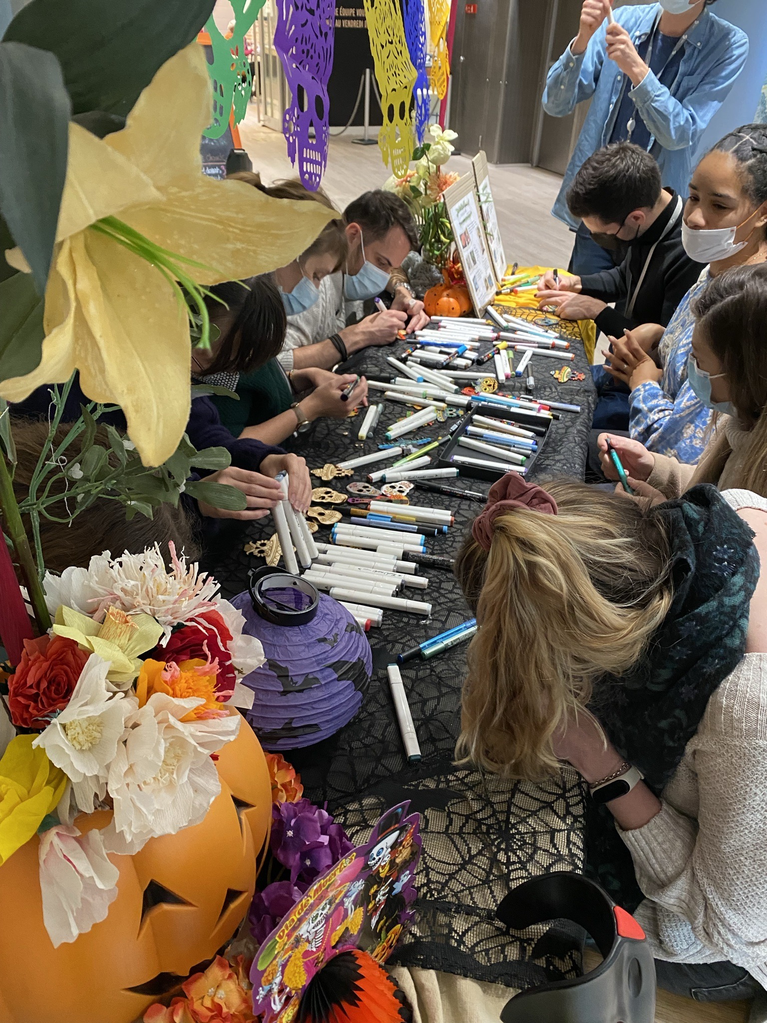 Retour sur un atelier créatif en entreprise pour Halloween