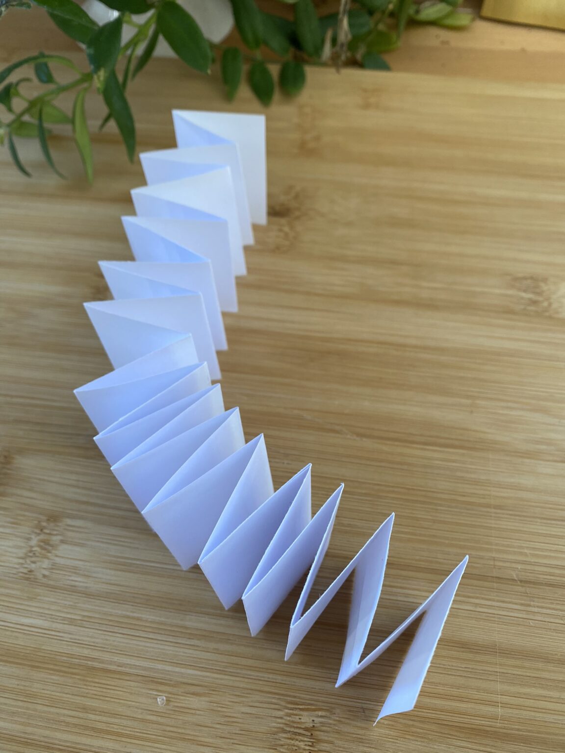 Comment faire un mini livre en papier - Le tuto facile