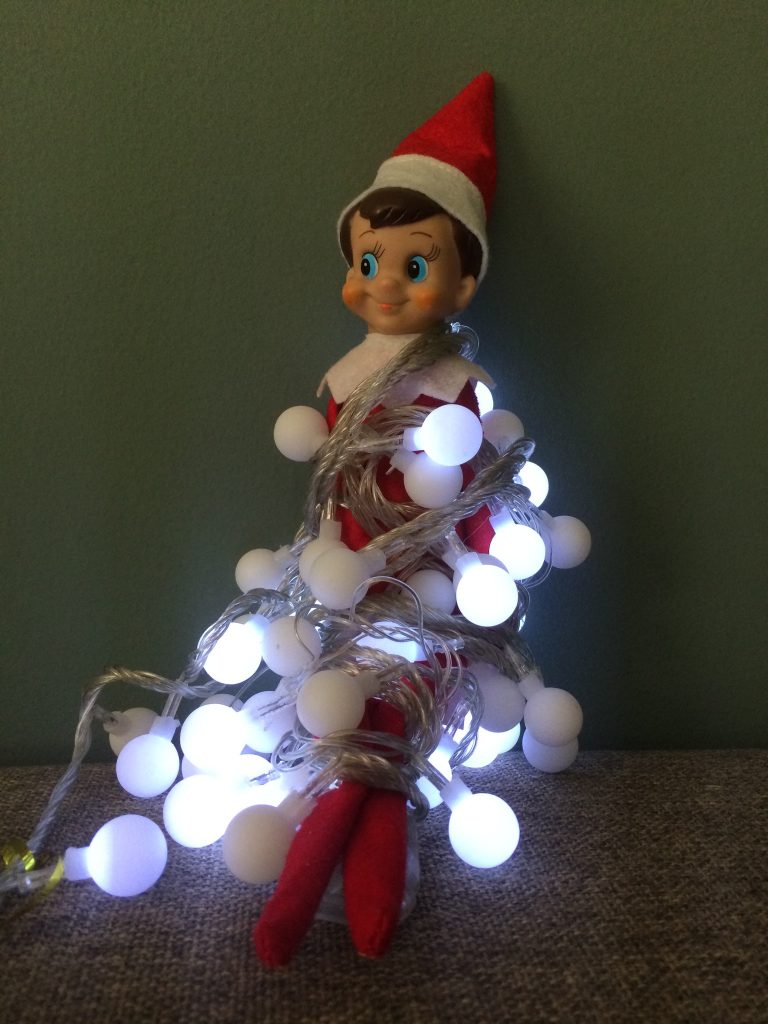 Le lutin de Noël (elf on the self) - Ciloubidouille